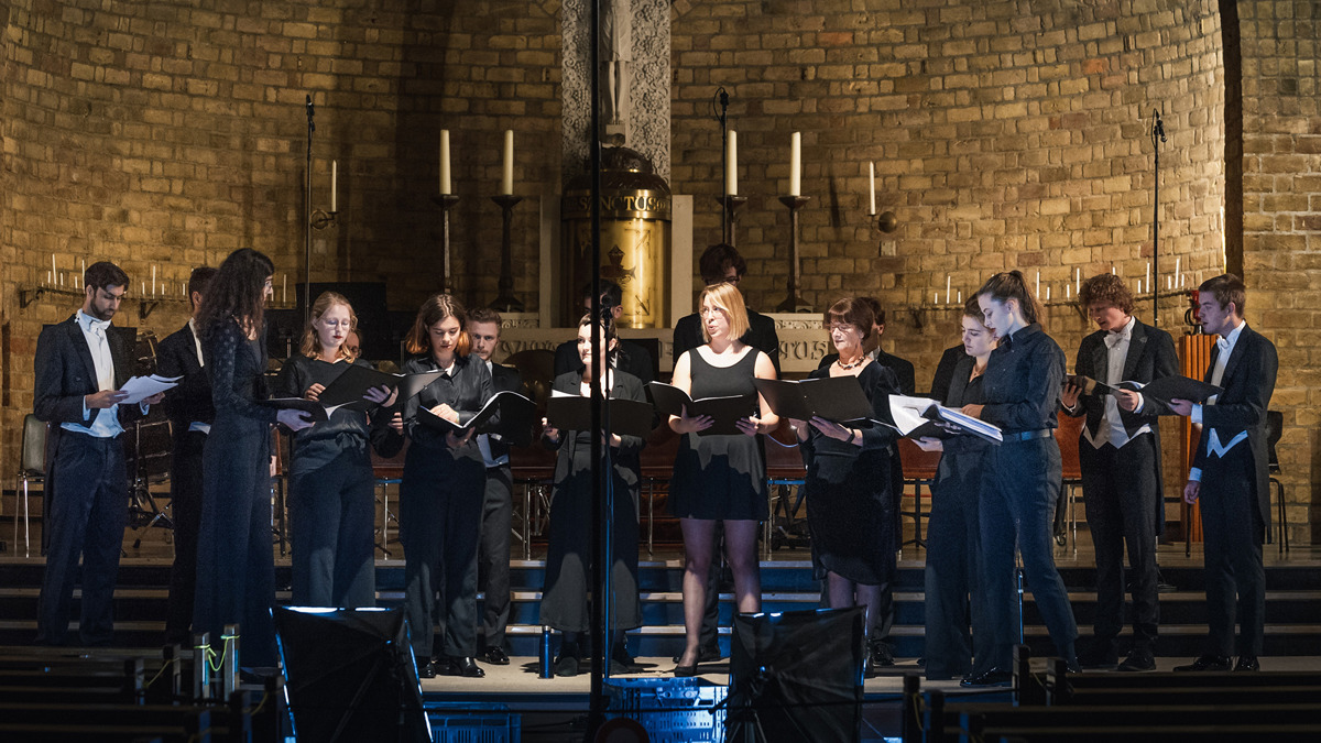 Kerstconcert Krashna Musika 2023 in de Nieuwe Kerk van Delft